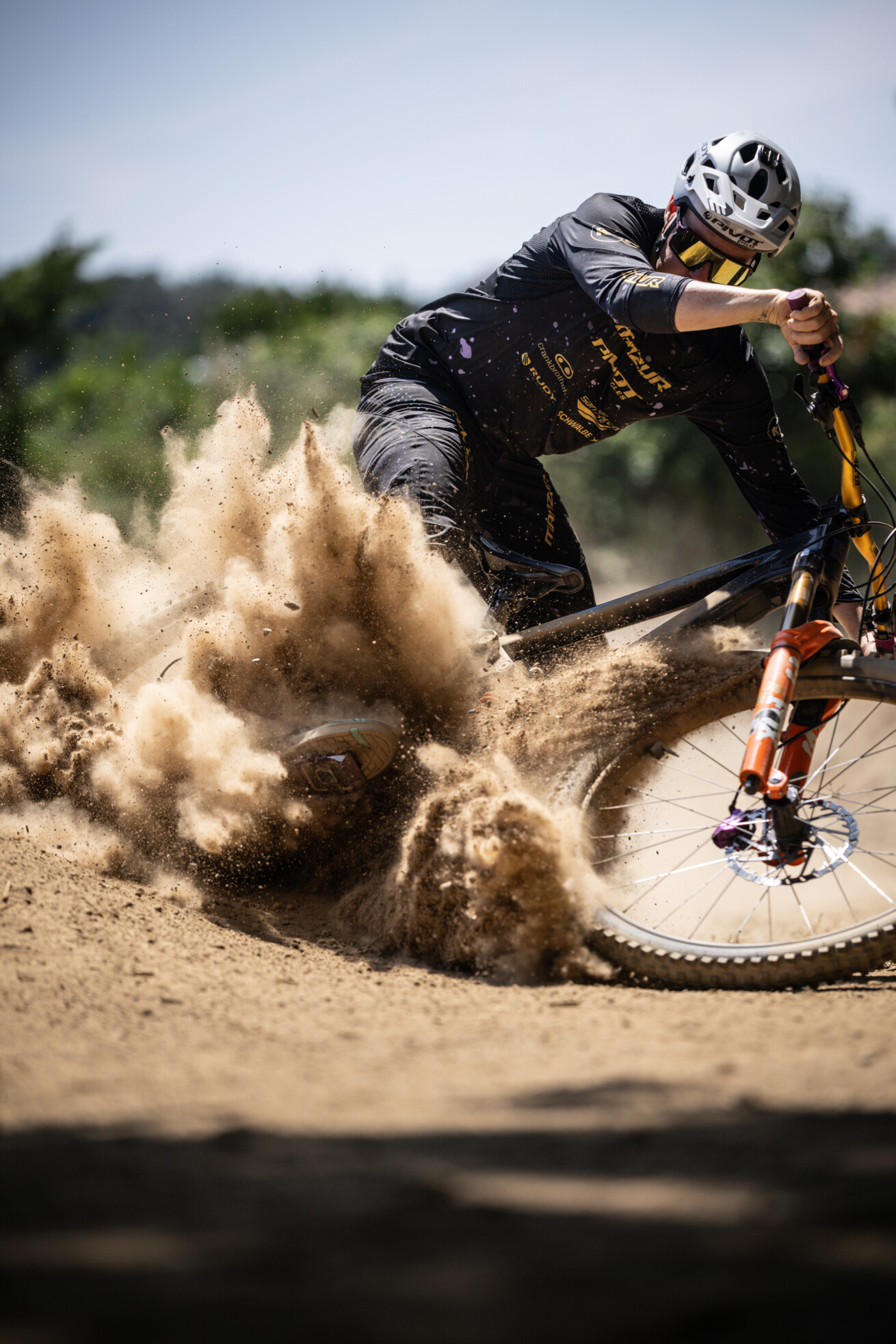 Jordi Bago - Athletes - Pivot Cycles